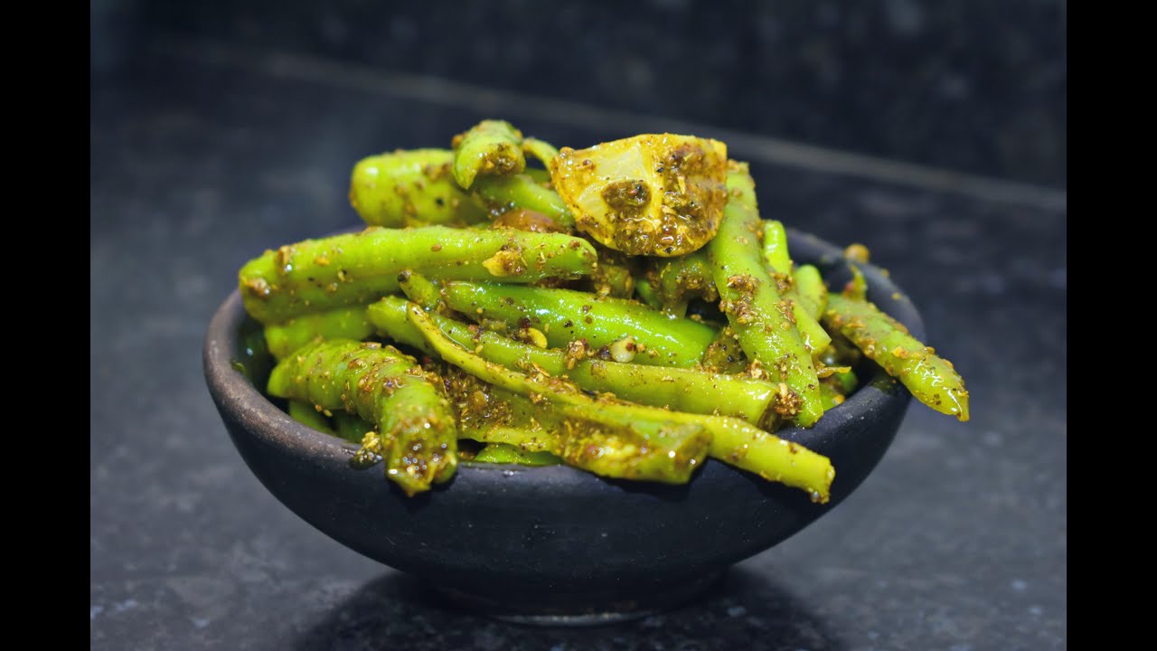 Athela Marcha | Green Chili Pickle Recipe | Vadhvani Marcha Recipe ...