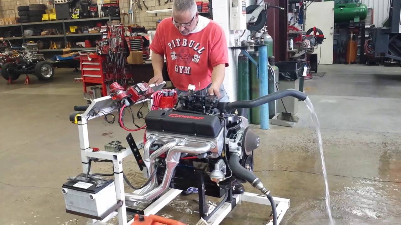 SMALL BLOCK 427 ENGINE FOR AN OFF ROAD PRERUNNER TRUCK - YouTube