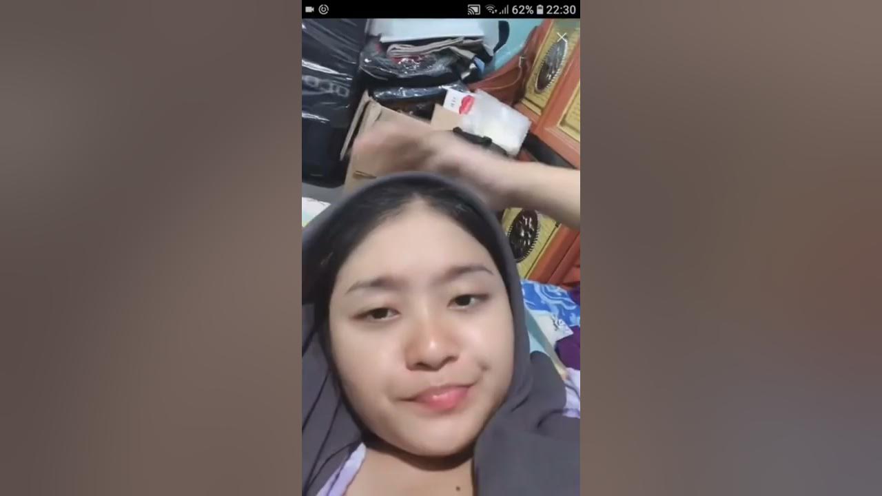 mom biti lagi live pamer TETE SAMA APEM nya mulus - YouTube