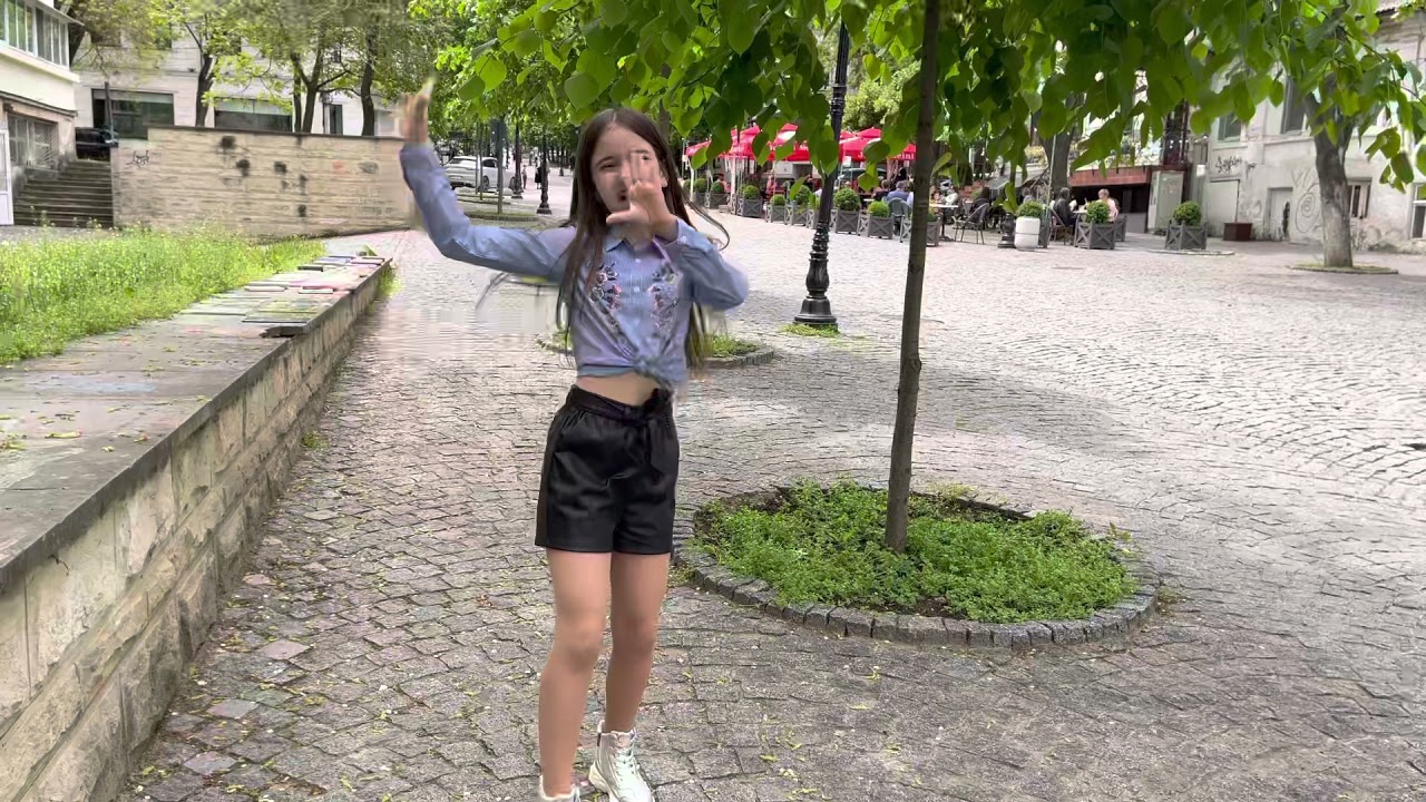Adela Bors-Tik Tok - YouTube
