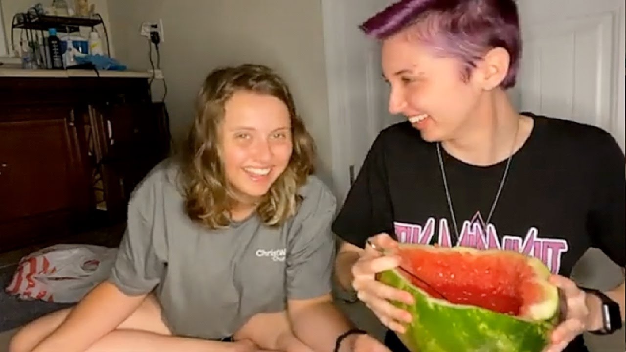 CRUSHING WATERMELON WITH OUR THIGHS - YouTube