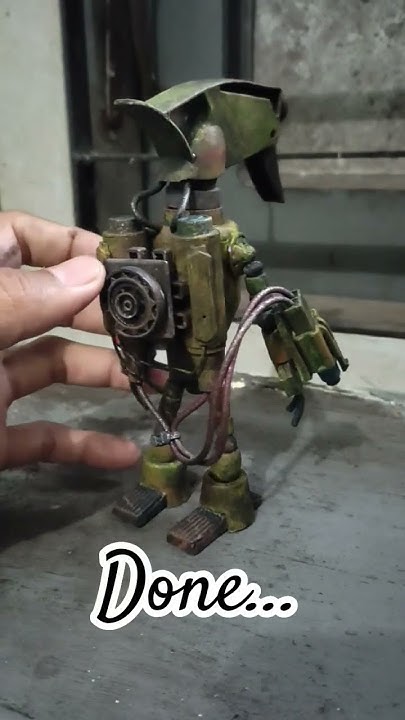 DONE.. "CR-007 MAX FIRE FIGHTER" Junkbots #robot #diy #junkbot #toys #kitbash #upcycling - YouTube