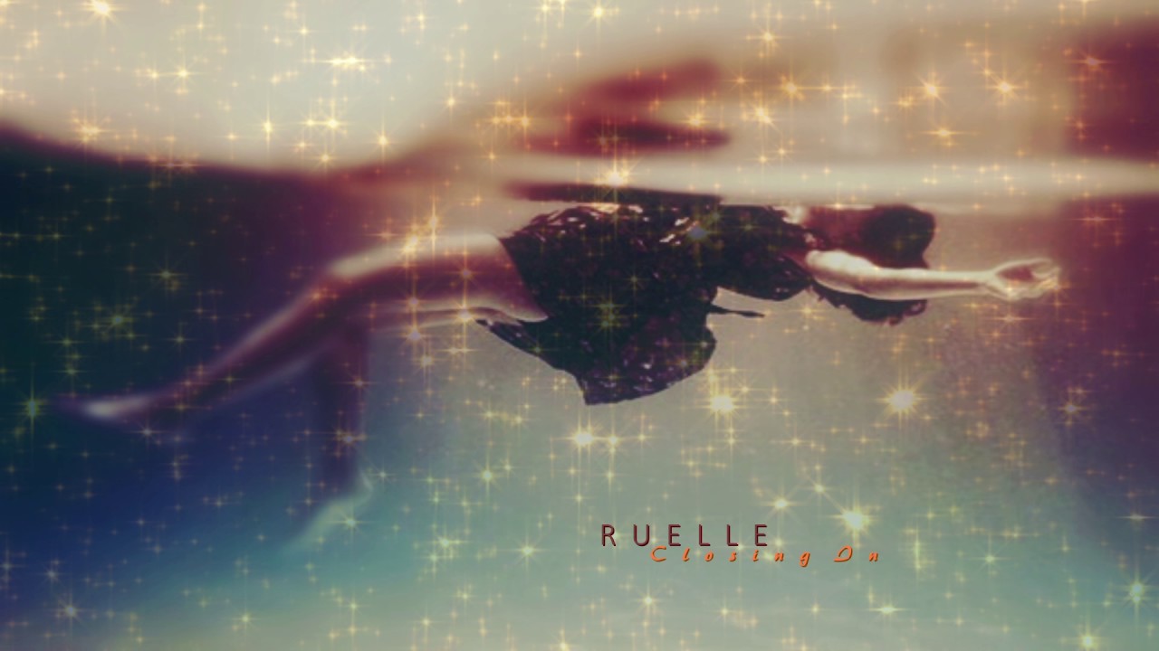 Ruelle - Closing In - YouTube
