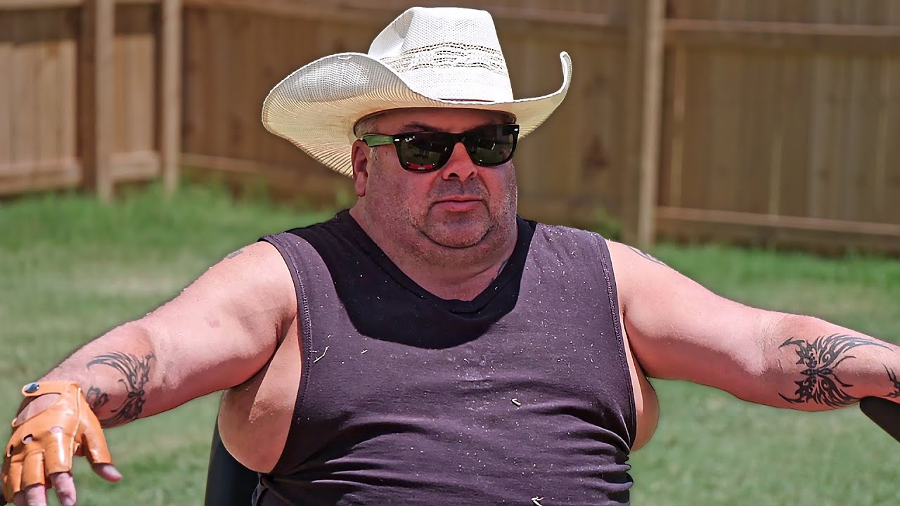 Big Ed And His Man Boobs Are Back...(AGAIN!) - YouTube