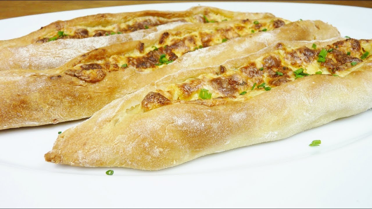 Episode 110 | Cheesy Boat Bread - YouTube