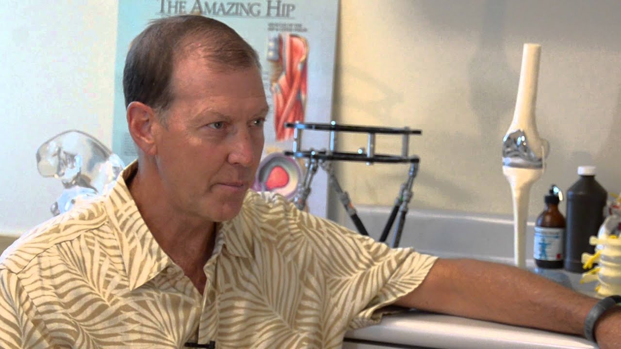 Dr. Greg Hicken Joint Replacement in Cancun - YouTube