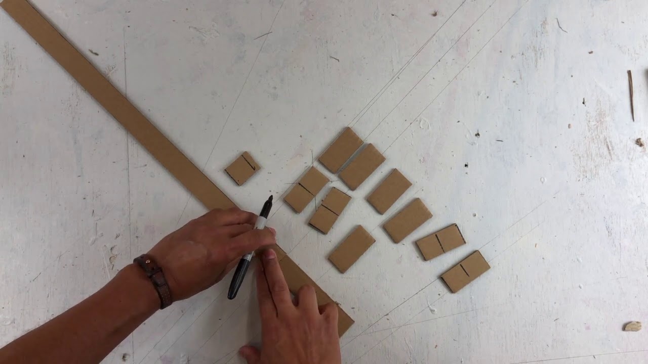 Making L-Braces or L-Brackets for cardboard structures. - YouTube