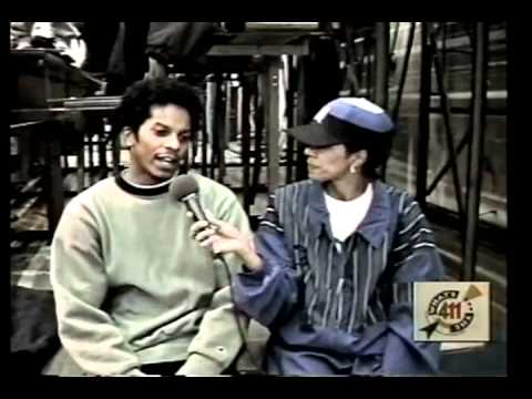 Rapper Special Ed Checks in with What's The 411TV's Amelia Moore - YouTube