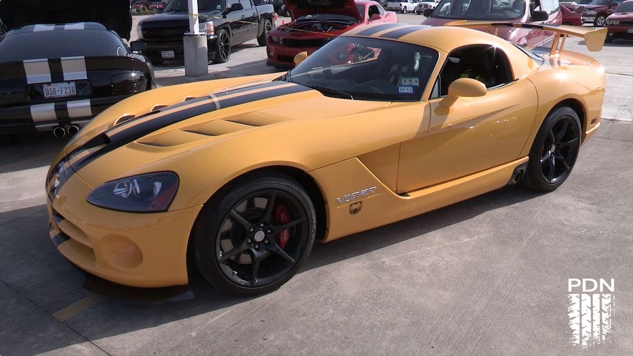 Viper car show at Tomball Dodge/Viper Exchange - YouTube