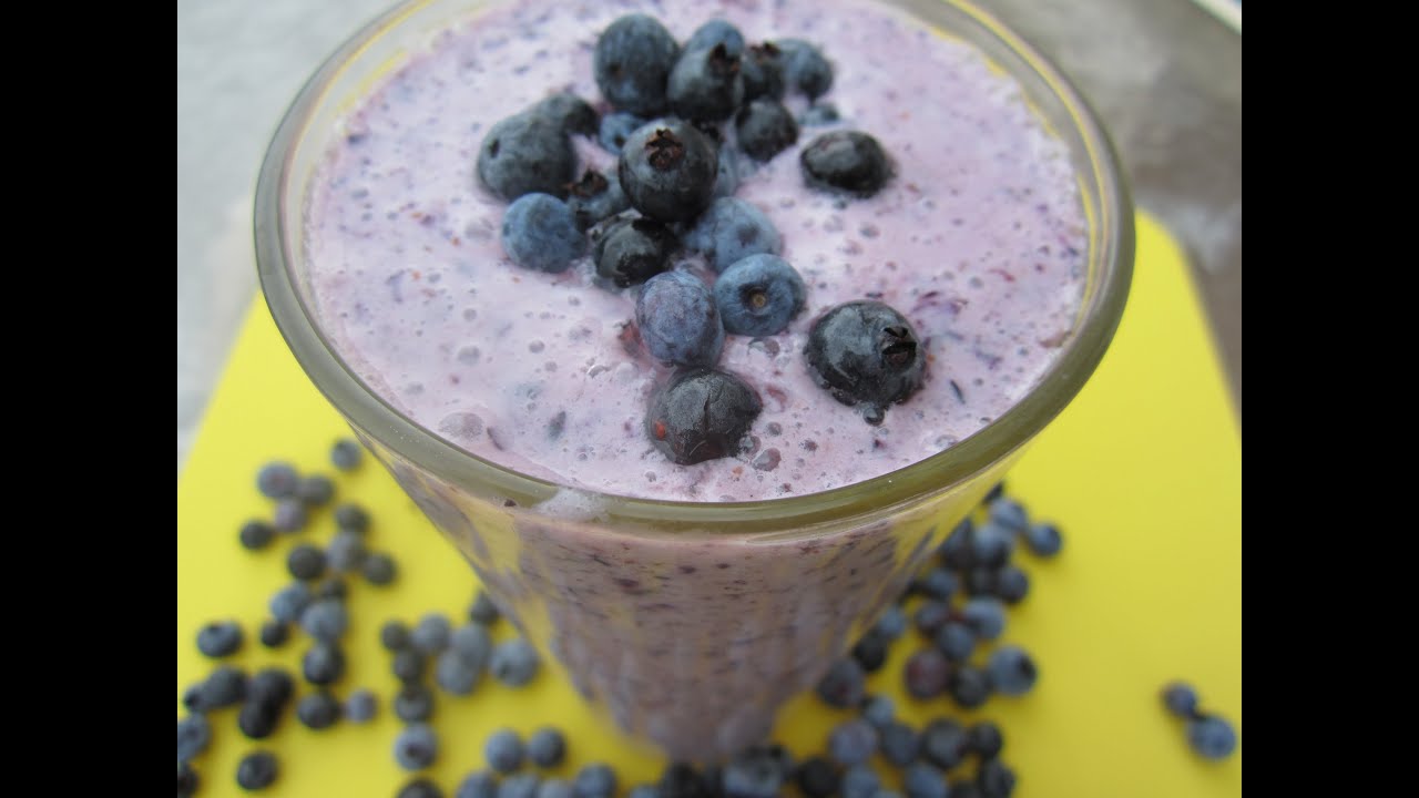 Wild Blueberry Smoothie Using Icelandic Yogurt ☀️ - YouTube
