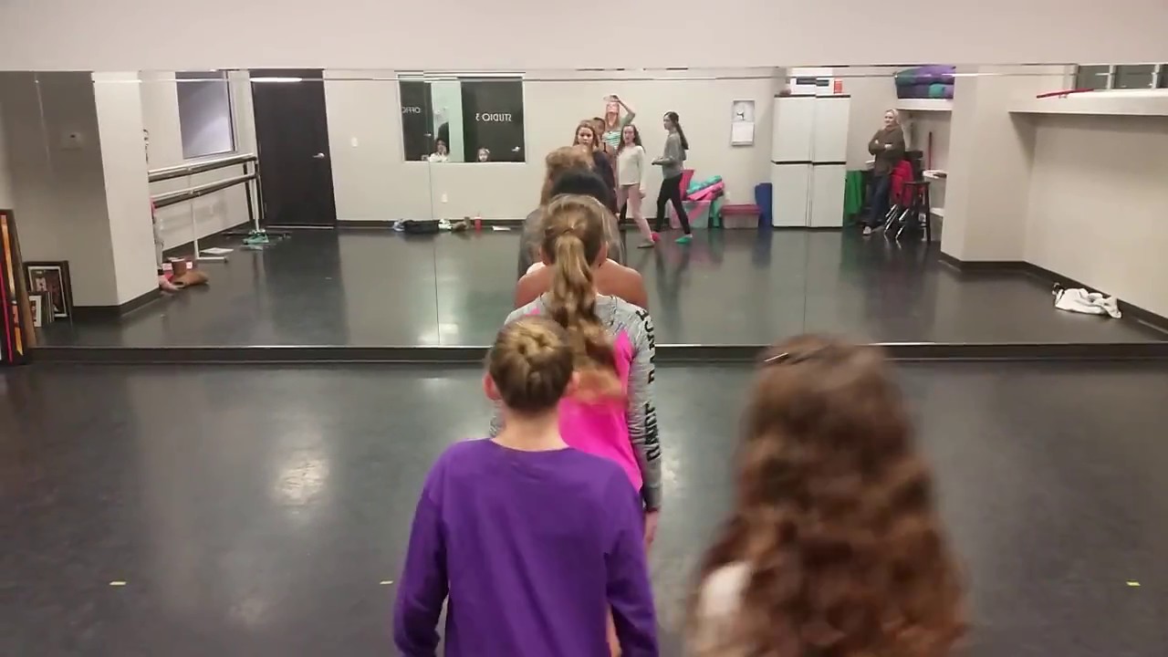 Musical Theatre Class “Ease On Down the Road” Practice Video - YouTube