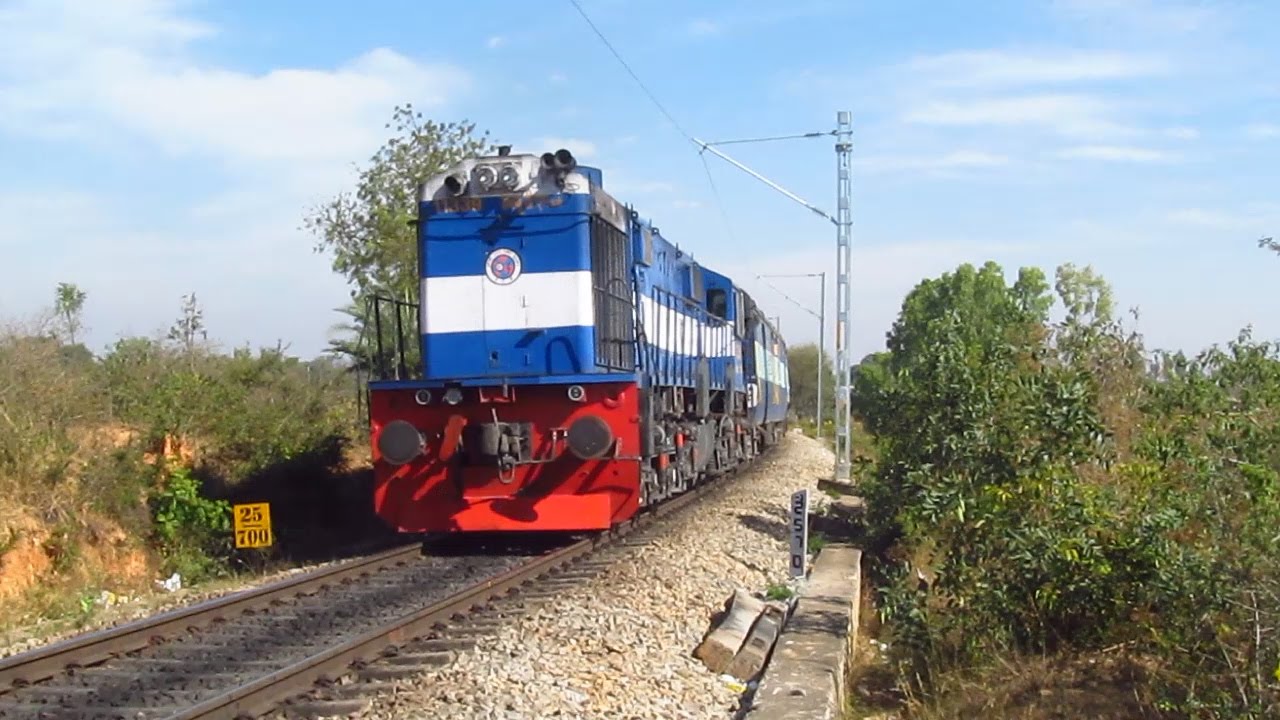 Continuous Honking WDM 3D hauls Kondaveedu Express : Indian Railways ...