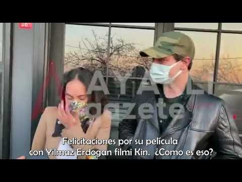 Çağatay Ulusoy & Duygu Sarışın Armutlu’da bir mekan çıkışında görüntülendi.
