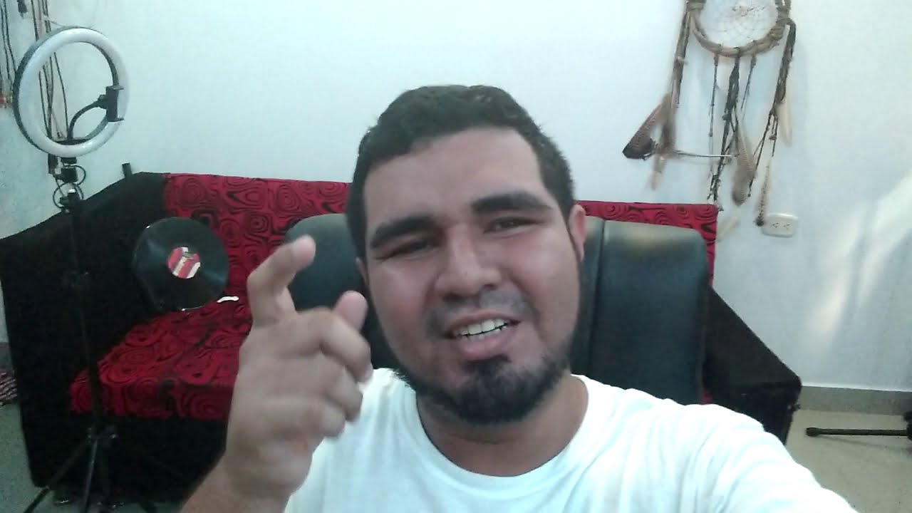 Tito Bocanegra Proyecto Lisa - YouTube