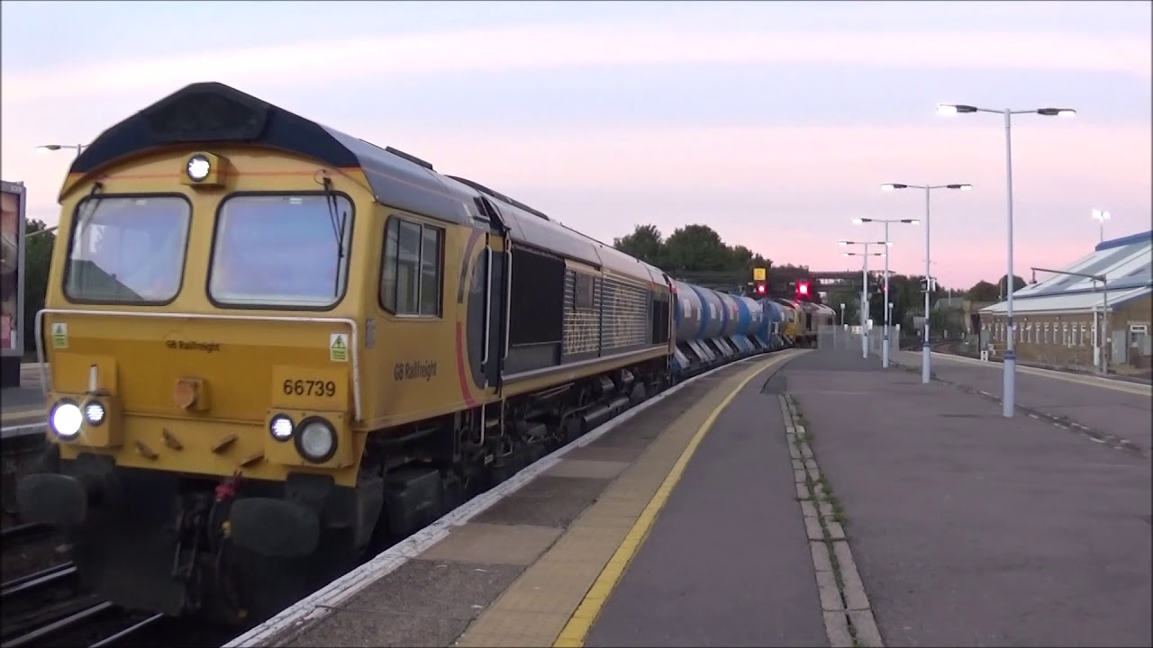 GBRF class 66739/66717 on rhtt - YouTube