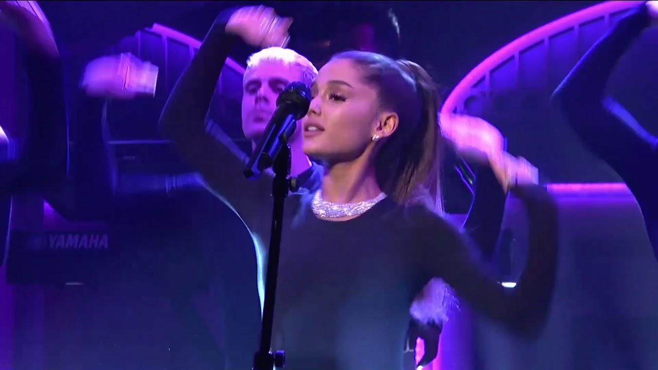 Ariana Grande - Be Alright (Live Performance) - YouTube