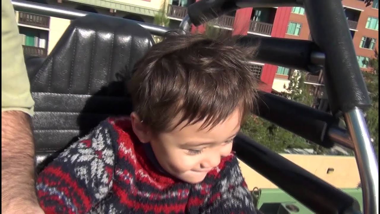 Goofy's Flight School - Disneyland California - YouTube