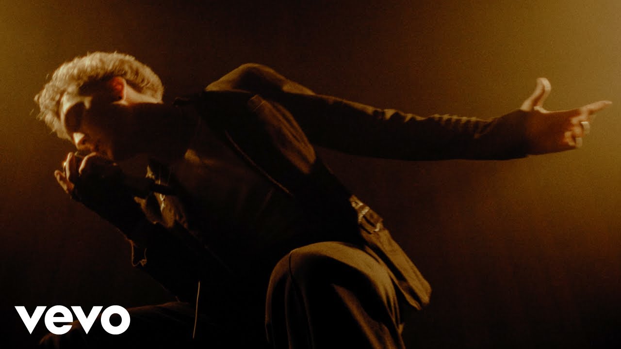 Dio Dragaj - Waiting for a Sign - YouTube