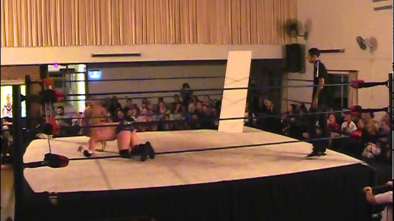 Newy Pro #19 - Tables match: Mick Moretti VS Jack Bonza - YouTube