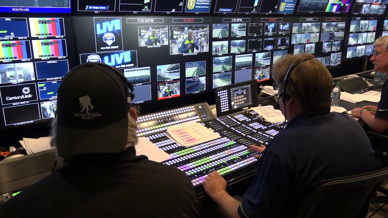 Inside the new high-tech Seattle Seahawks gameday control room - YouTube