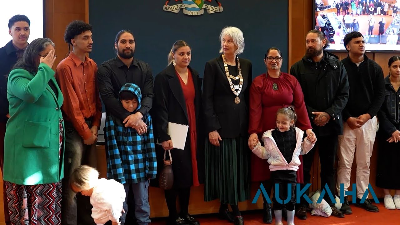 Maria Huata takes position as Kirikiriroa Māori Ward councillor - YouTube