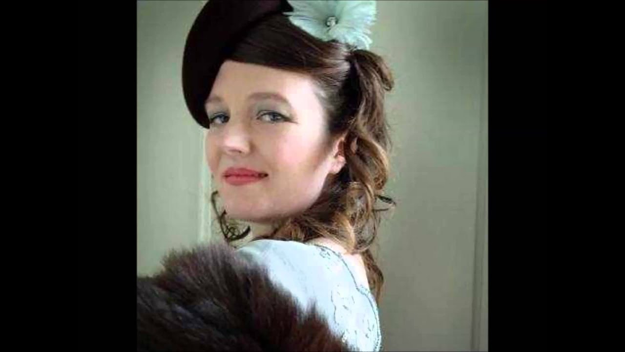 Katy Carr - Violetta - YouTube