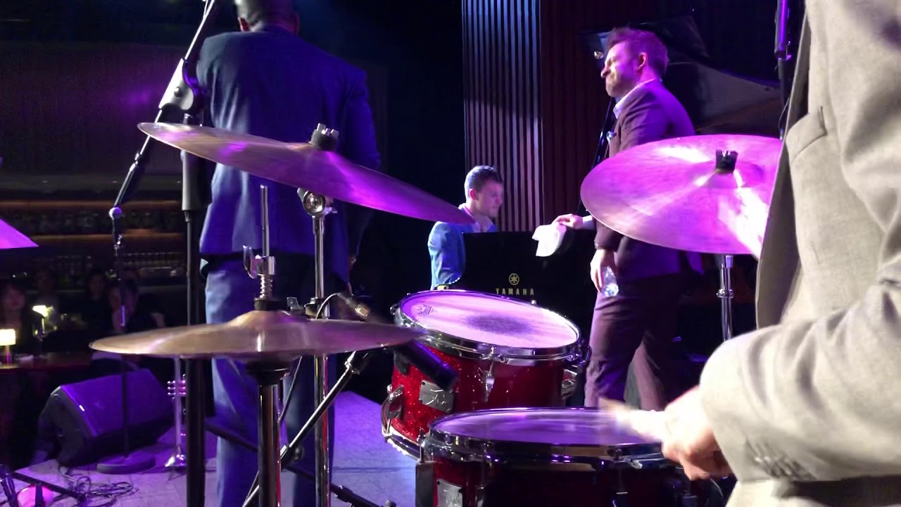“Benny's From Heaven” Live - The Benny Benack Band in Shanghai, Jazz at ...