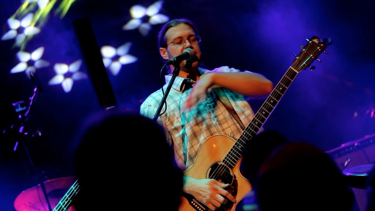 Derick Howard-You Are Who You Are Live @The Vogue Theatre (11/22/2017 ...