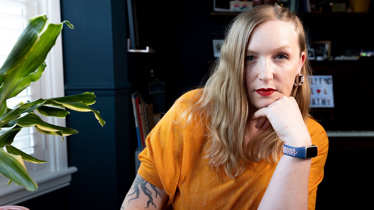 How to FINISH writing an album - YouTube