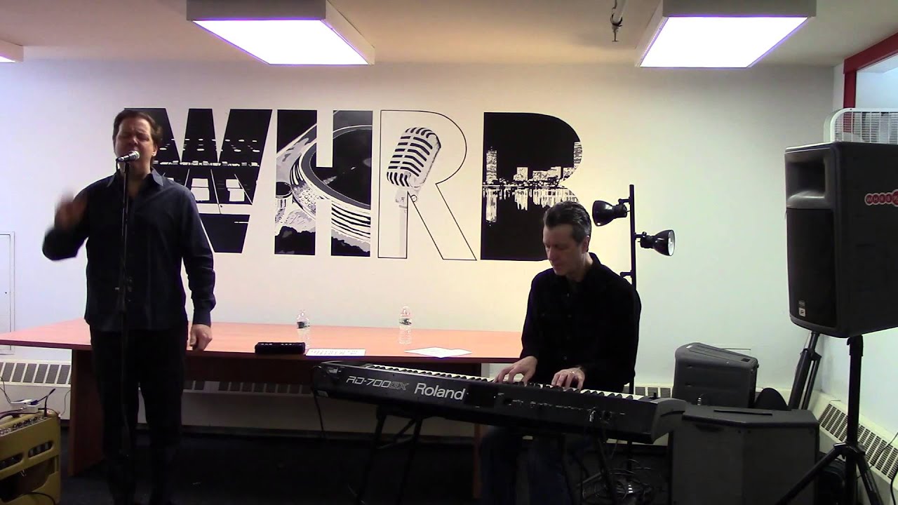 Tim Gartland – Key to the Highway - YouTube