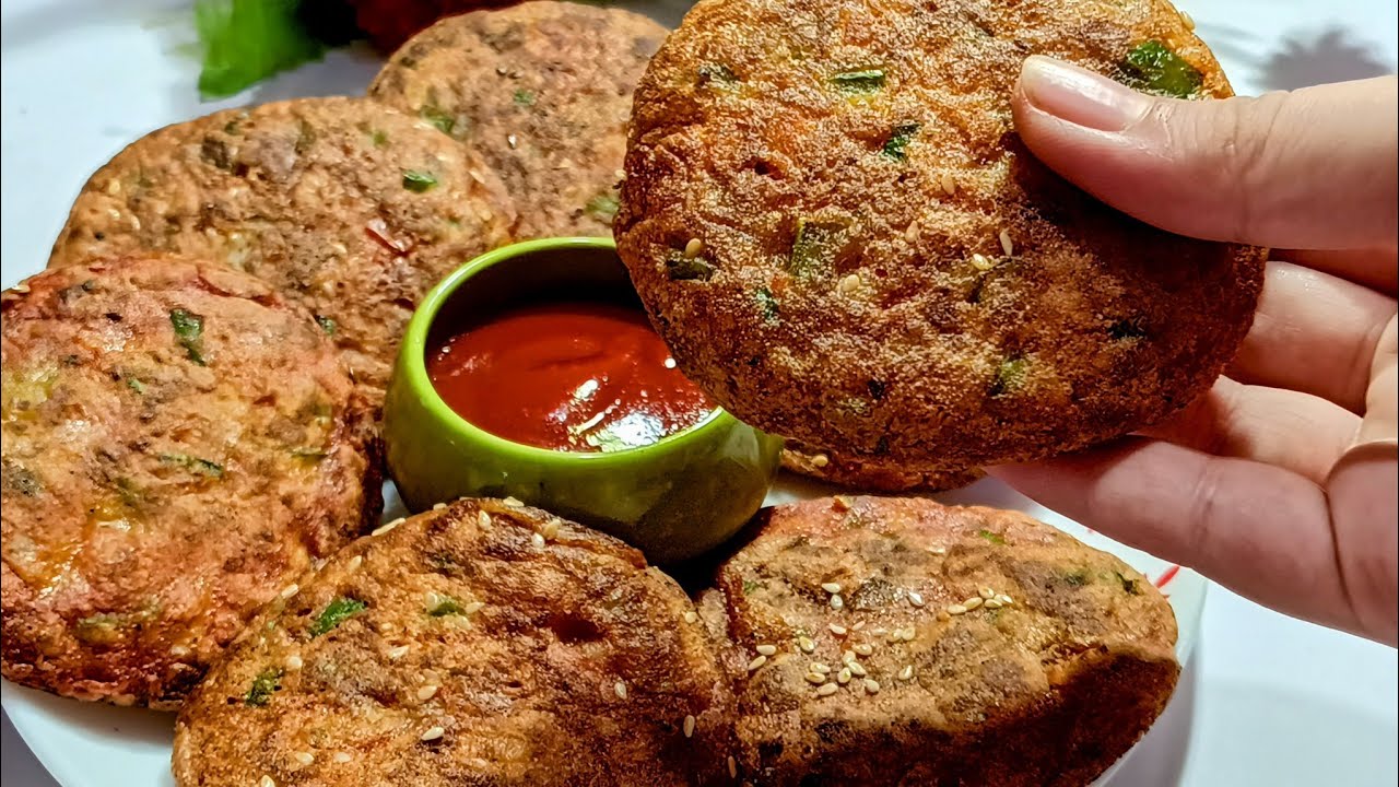 कम तेल में बना सूजी बेसन का इतना टेस्टी नाश्ता जिसके आगे कचौरी समोसा भी ...