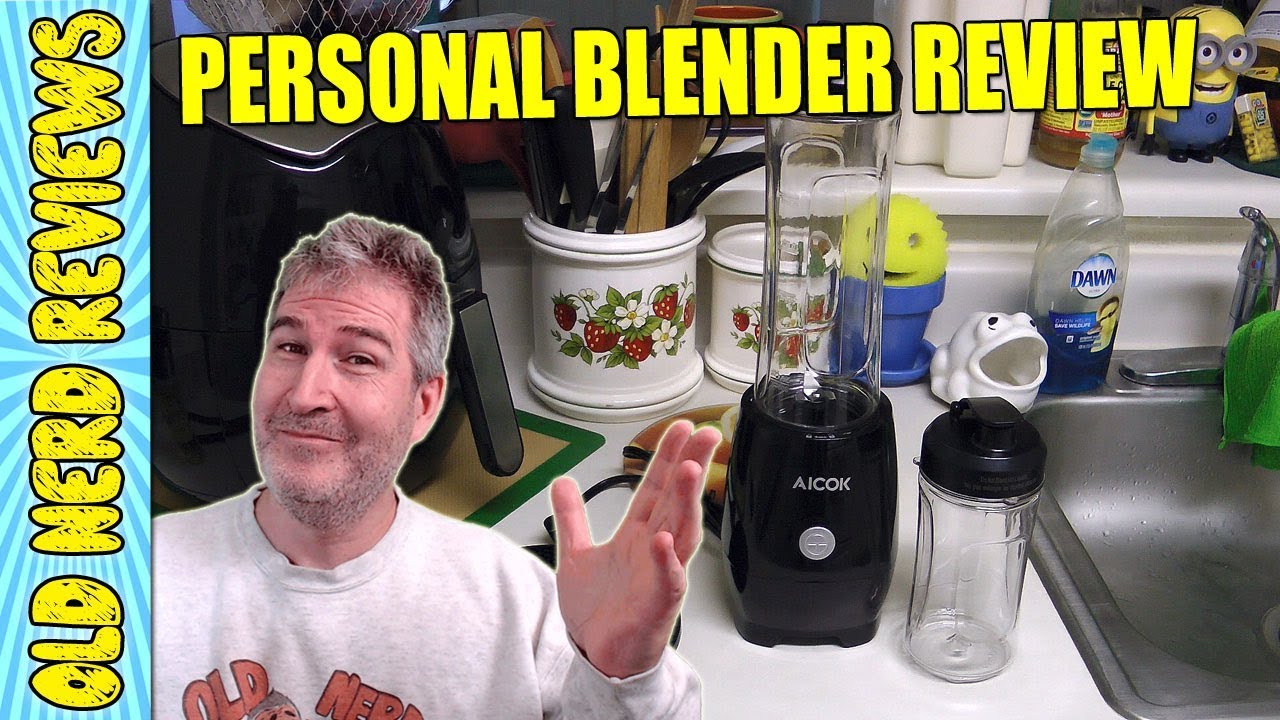 MAKING A BANANA STRAWBERRY SMOOTHIE! | Aicok Personal Blender REVIEW ...
