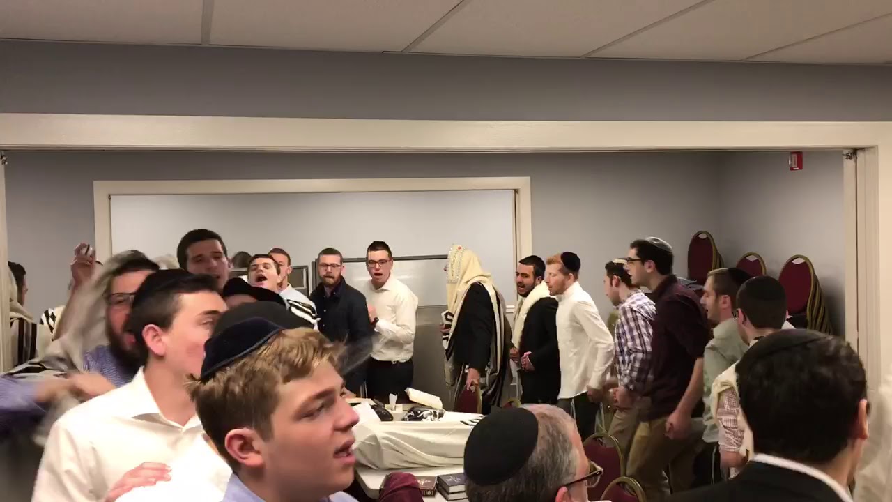 Happy Minyan - Pesach 5779 - Chol HaMoed Day 4 - Roll Call - YouTube
