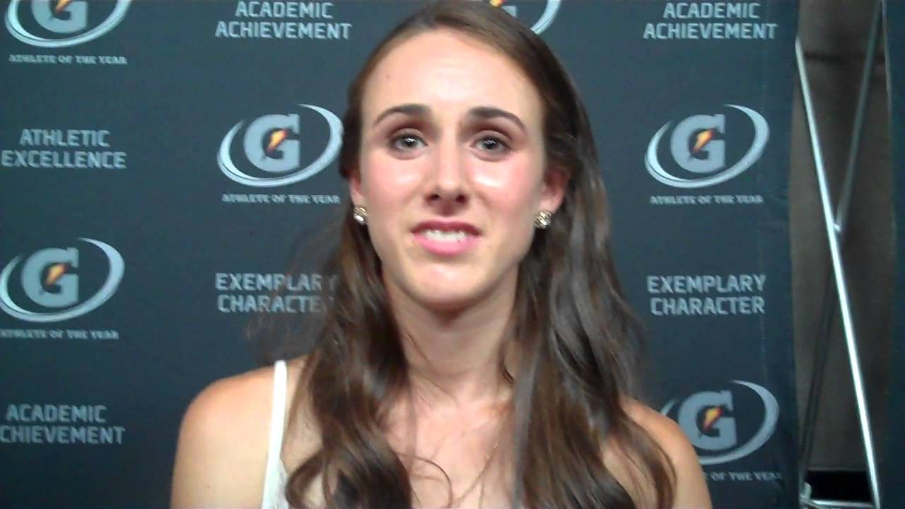 Alexa Efraimson (Gatorade athlete of the year ceremony) - YouTube