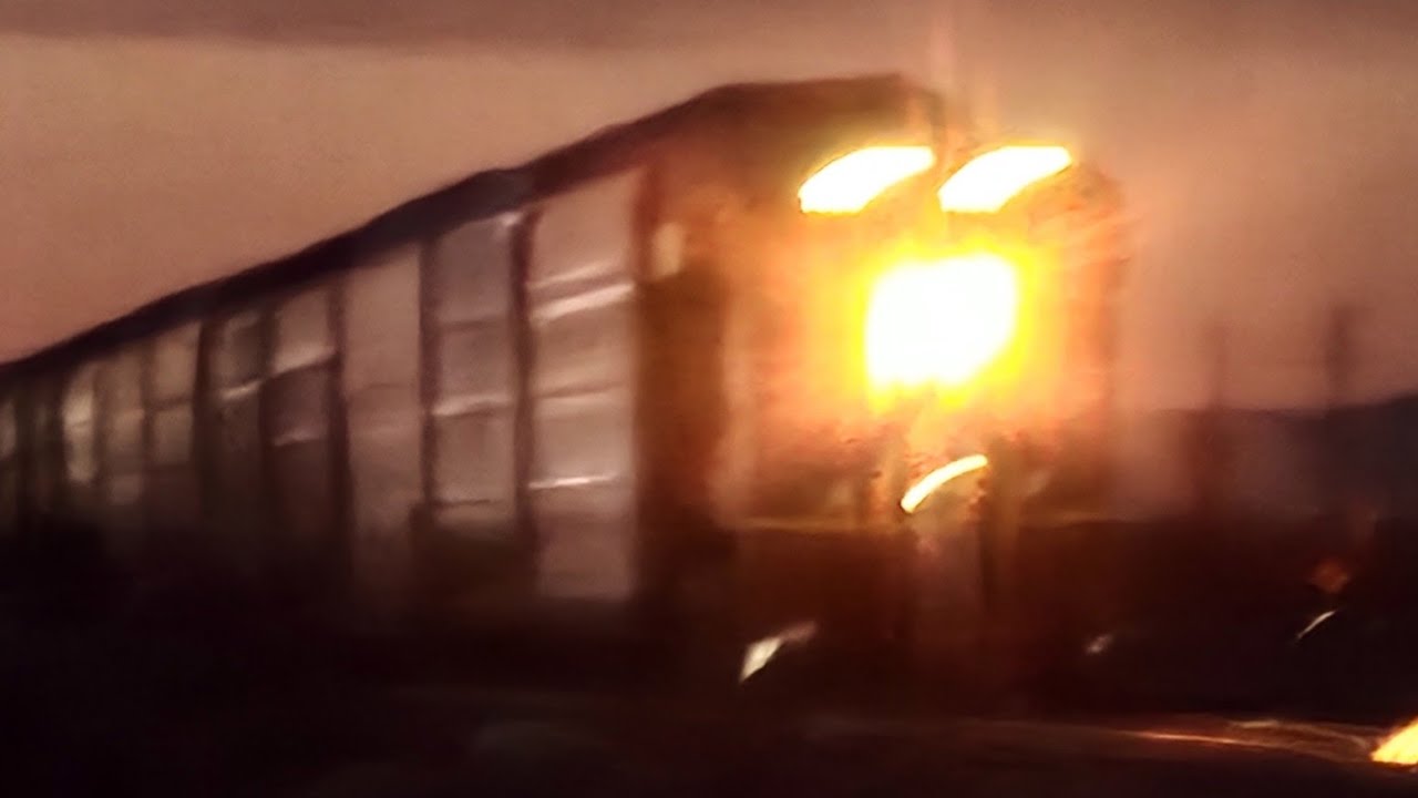 UP 7503 Autorack Train Stops Near CP Picacho, Picacho Blvd Railroad ...