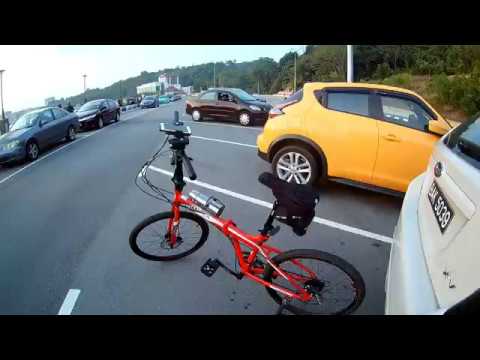 Brunei Waterfront Cycling 8KM - YouTube