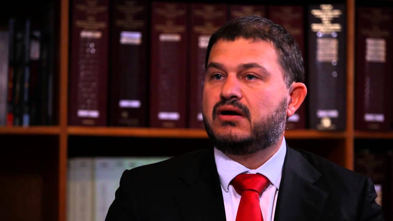 Sakegesprek met Theo Vorster_Promo Episode 63_Piet Mouton - YouTube