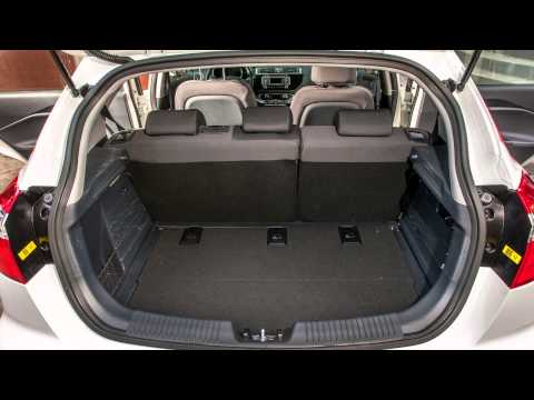 Kia RIO 2015 luggage boot