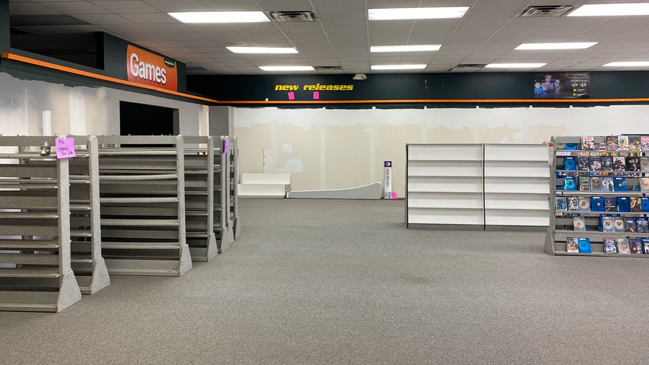 MALL WALKING: The end of the video store, Family Video - YouTube