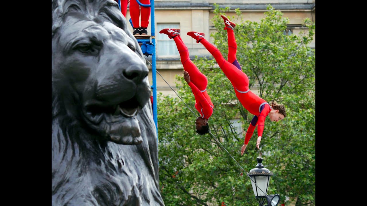 HUMAN FOUNTAIN Surprises: STREB - One Extraordinary Day - YouTube