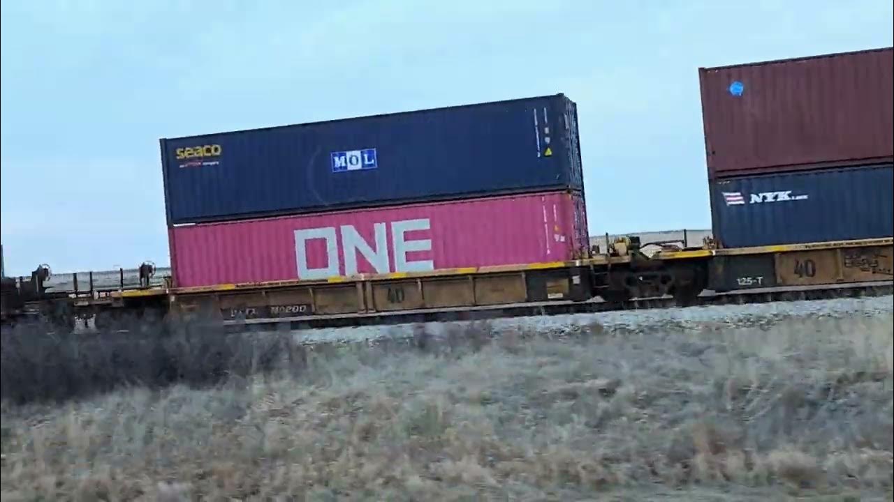 union pacific stack train - YouTube