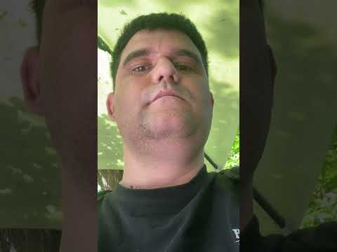 Kfkfkfk @djjdkdkfnfmmsiekdie