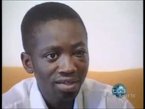 PARMA - Emmanuel Bonsu dopo il pestaggio.avi - YouTube