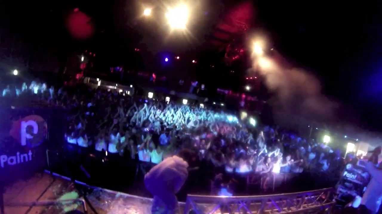 Martin Garrix & MC Zawdi @ PaintGlow, Brothers Bunnik - YouTube