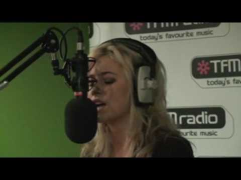 pixie lott acoustic session use somebody - YouTube
