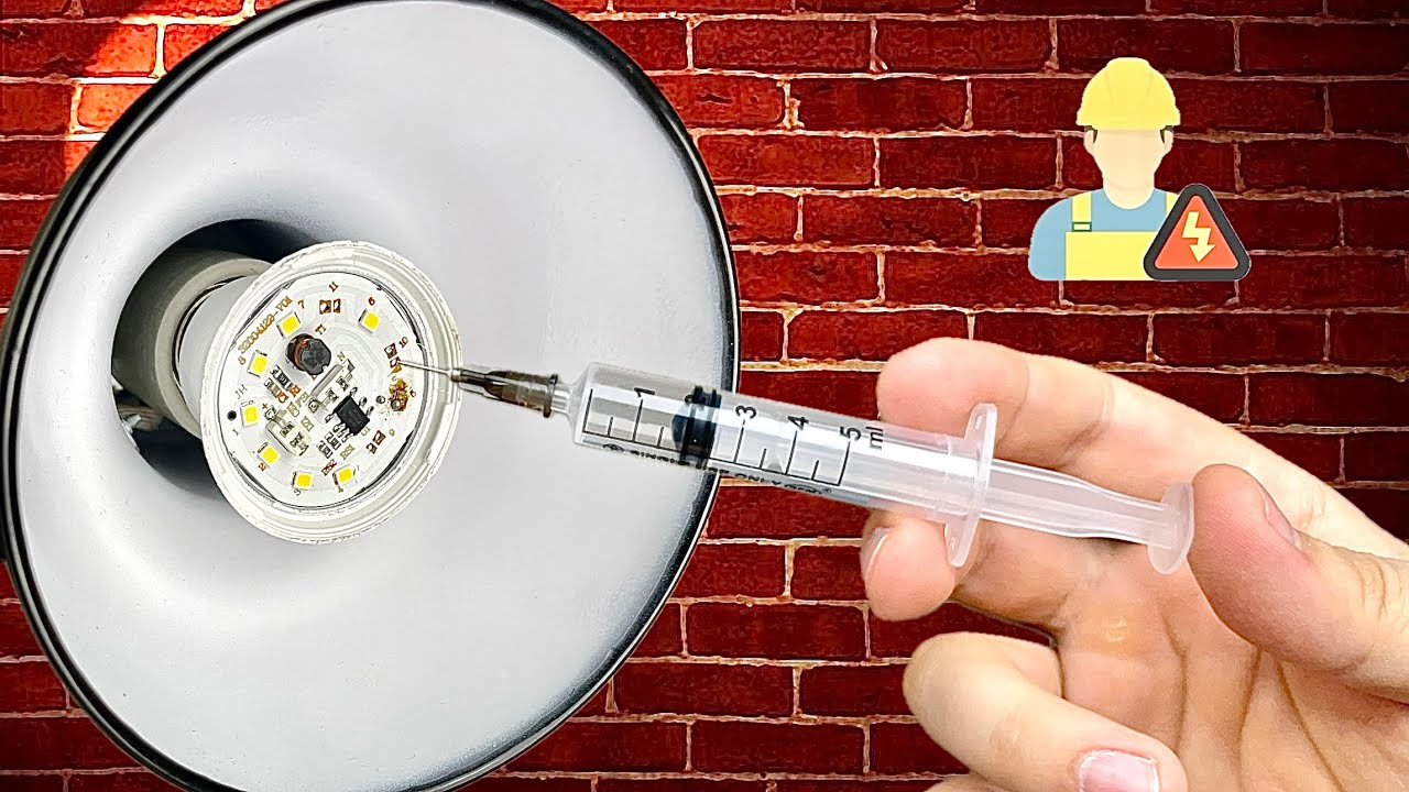🔥INSERT the medical syringe into the LED light bulb! THE BEST LAMP ...