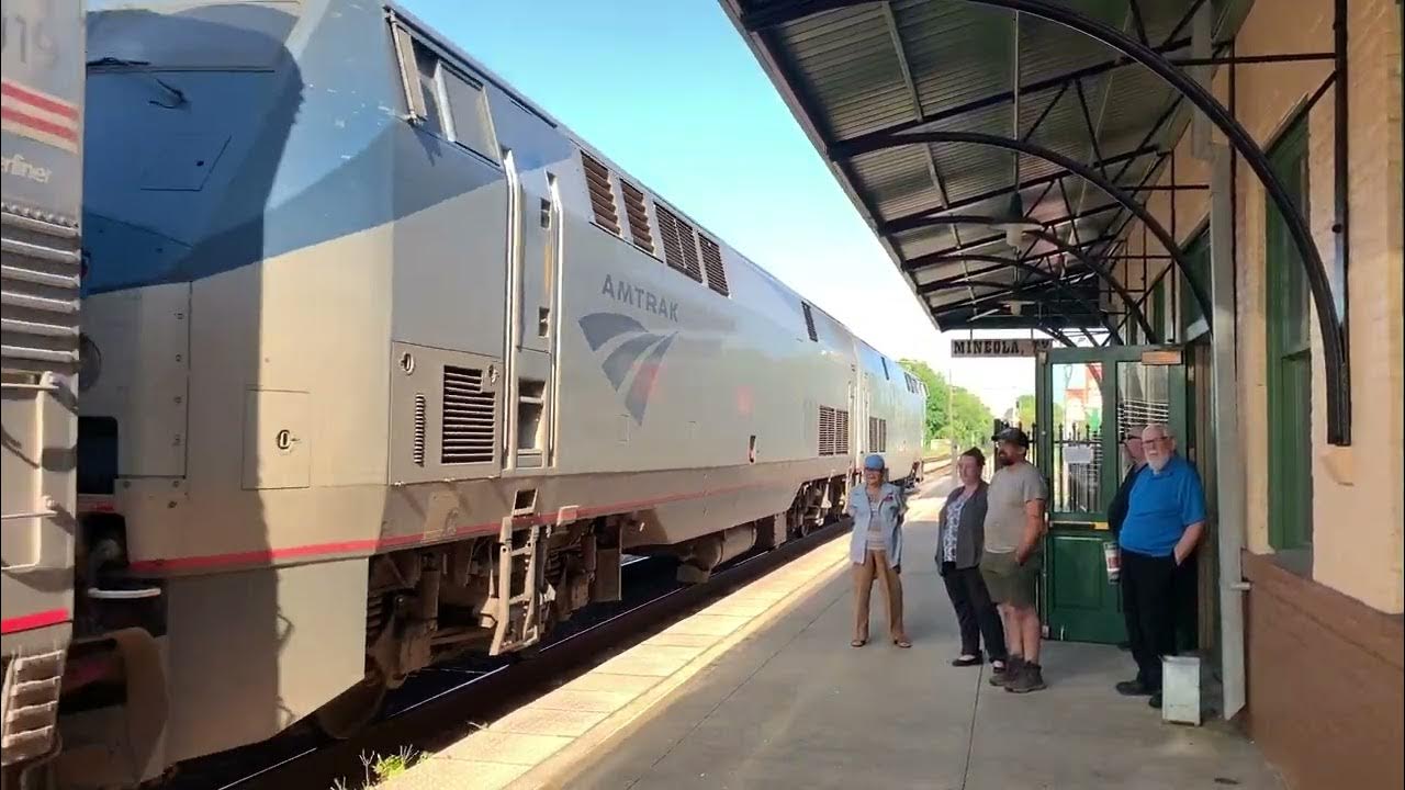 2023-07-18g Amtrak #22 Texas Eagle Eastbound - YouTube