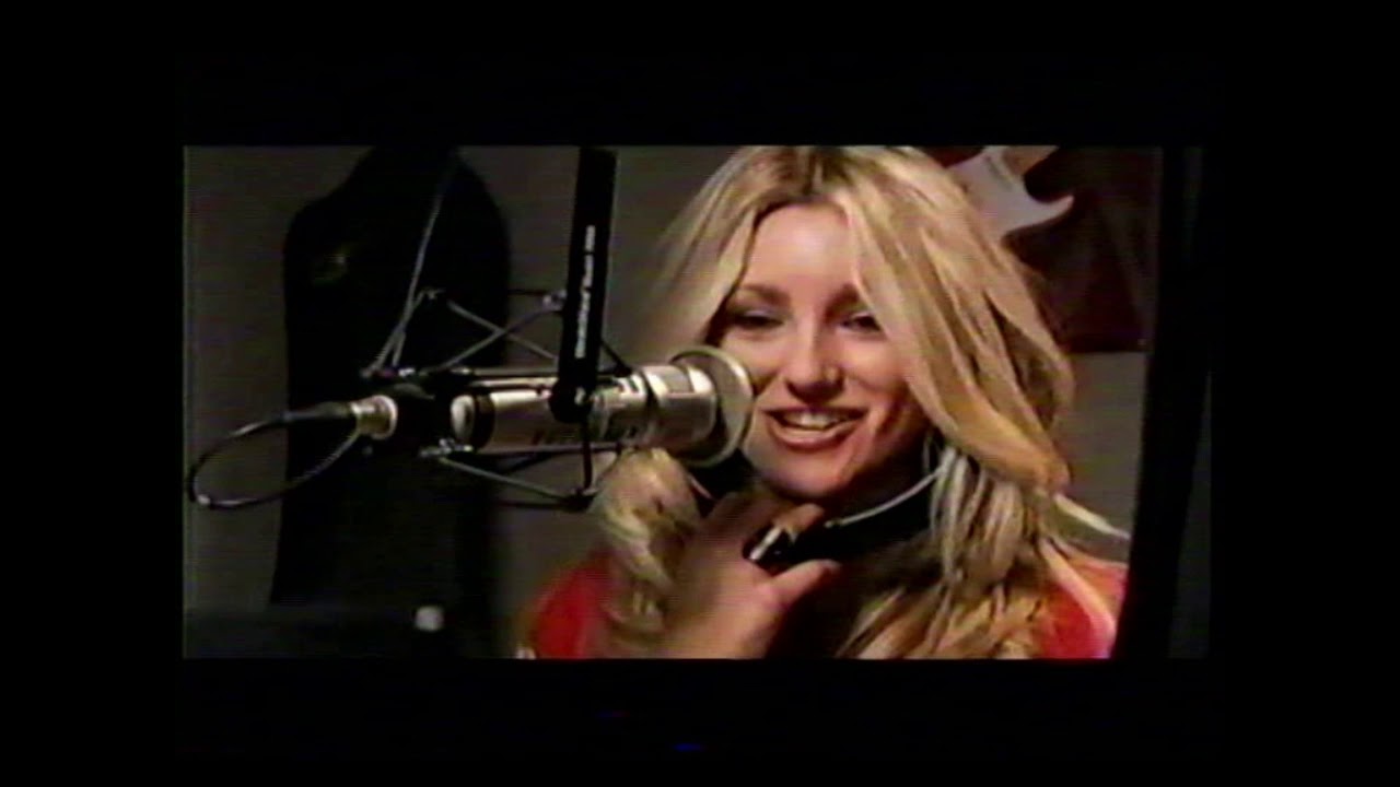 Whitney Duncan Country Music Singer Red Roof Inn Commercial 2009 - YouTube