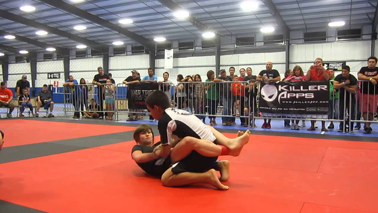 Zoe Jones (Elite MMA Baytown) vs. TBD - AGF Houston Championship 2013 ...