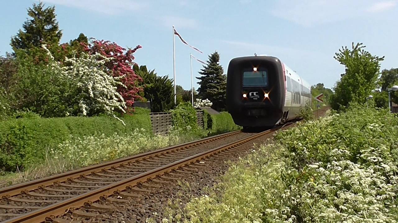 Lokaltog IC2 i Nakskov. 27/5 2016 - YouTube